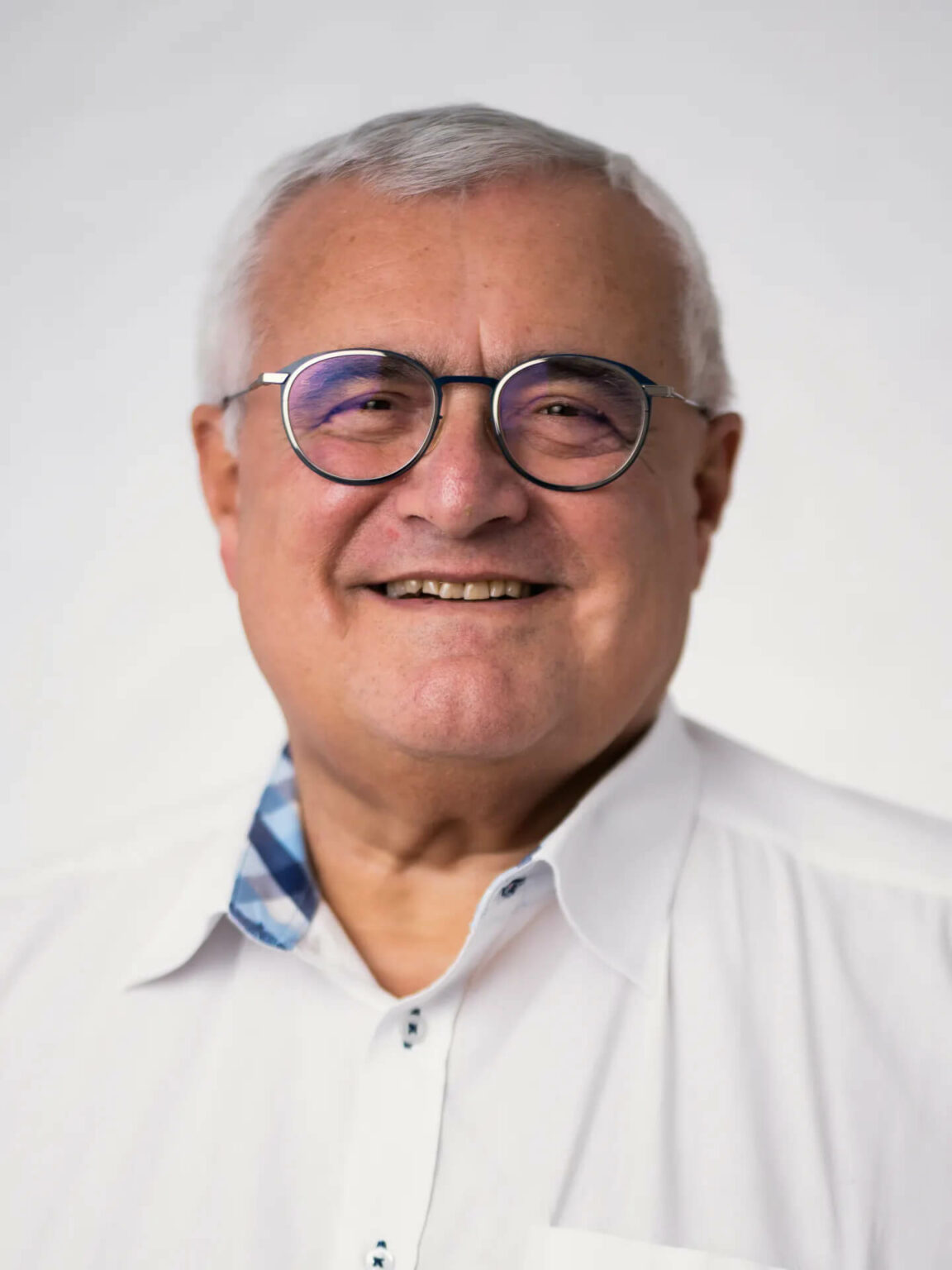 About Us – American Medical Center