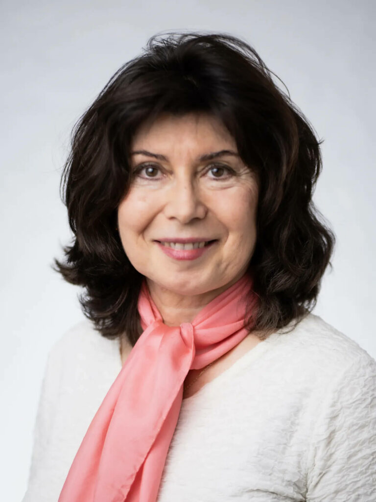 About Us – American Medical Center